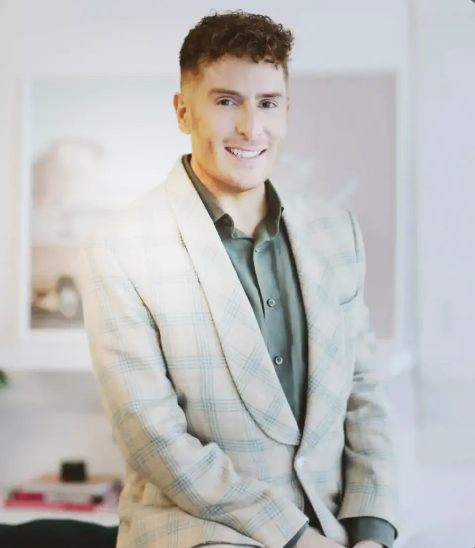 Usturiun Luxury Travel